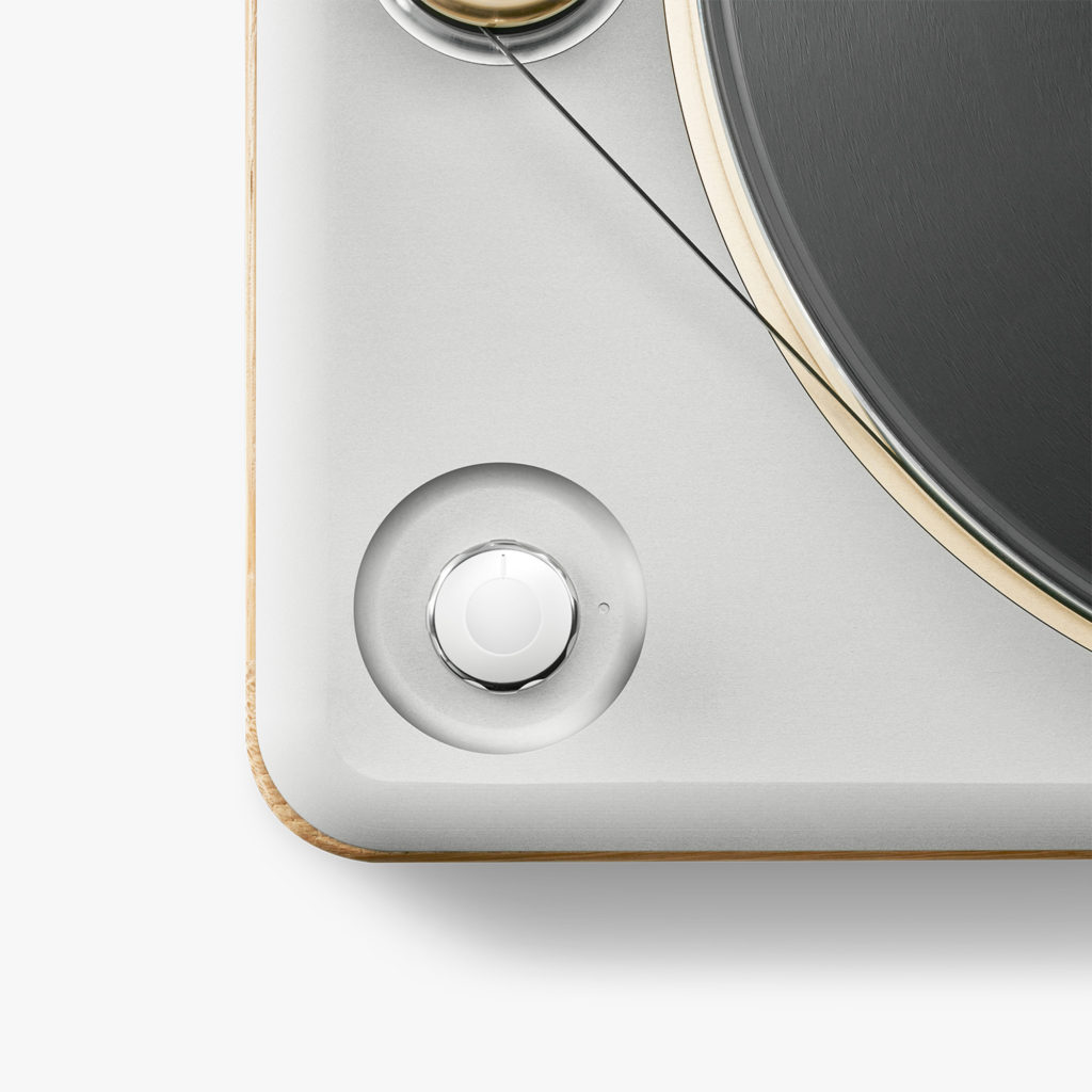 Shinola Runwell Turntable – American Made Audio